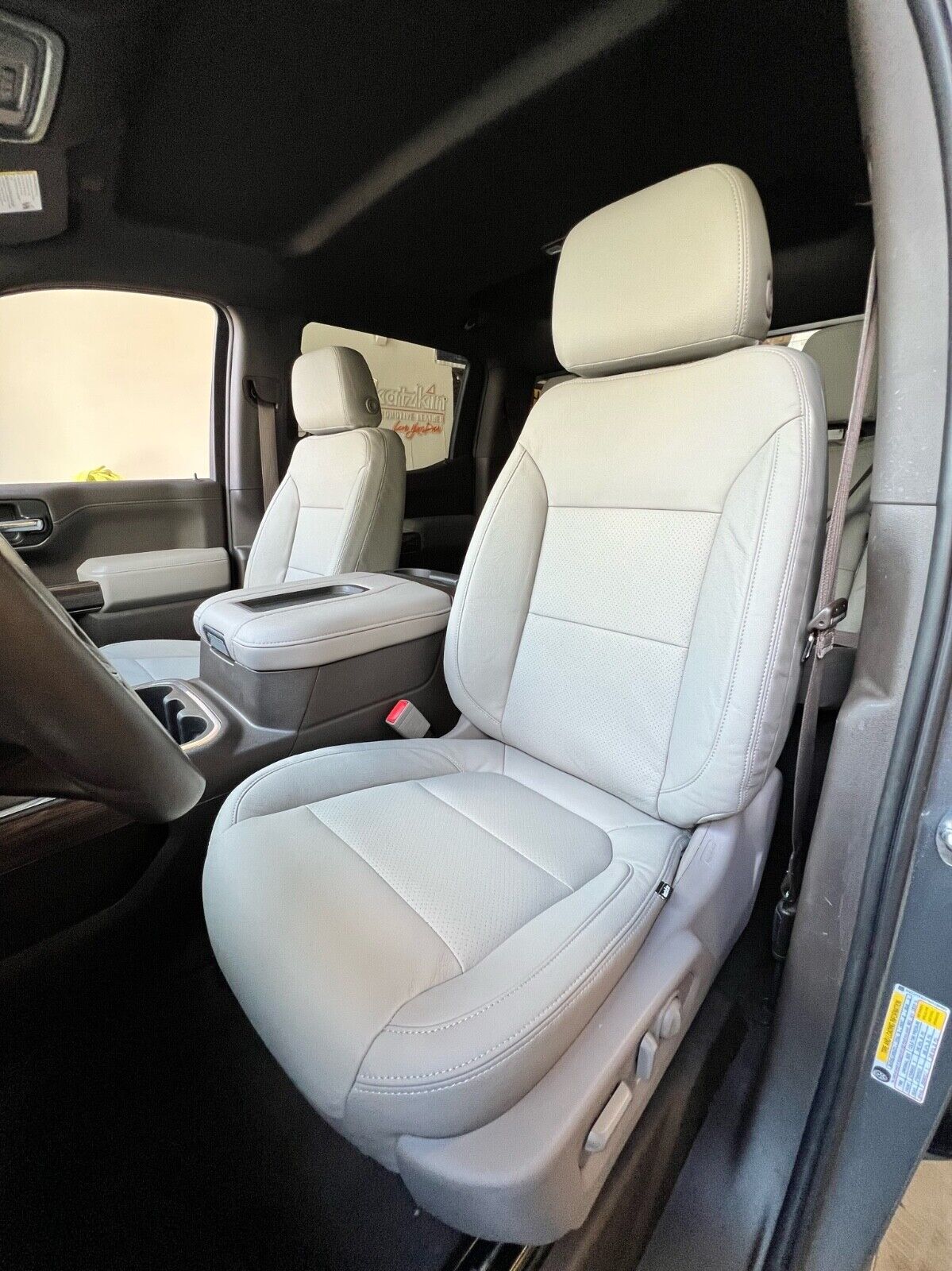 Katzkin Platinum color OEM match Gideon/Dk Atmosphere | 2019-2025 ...